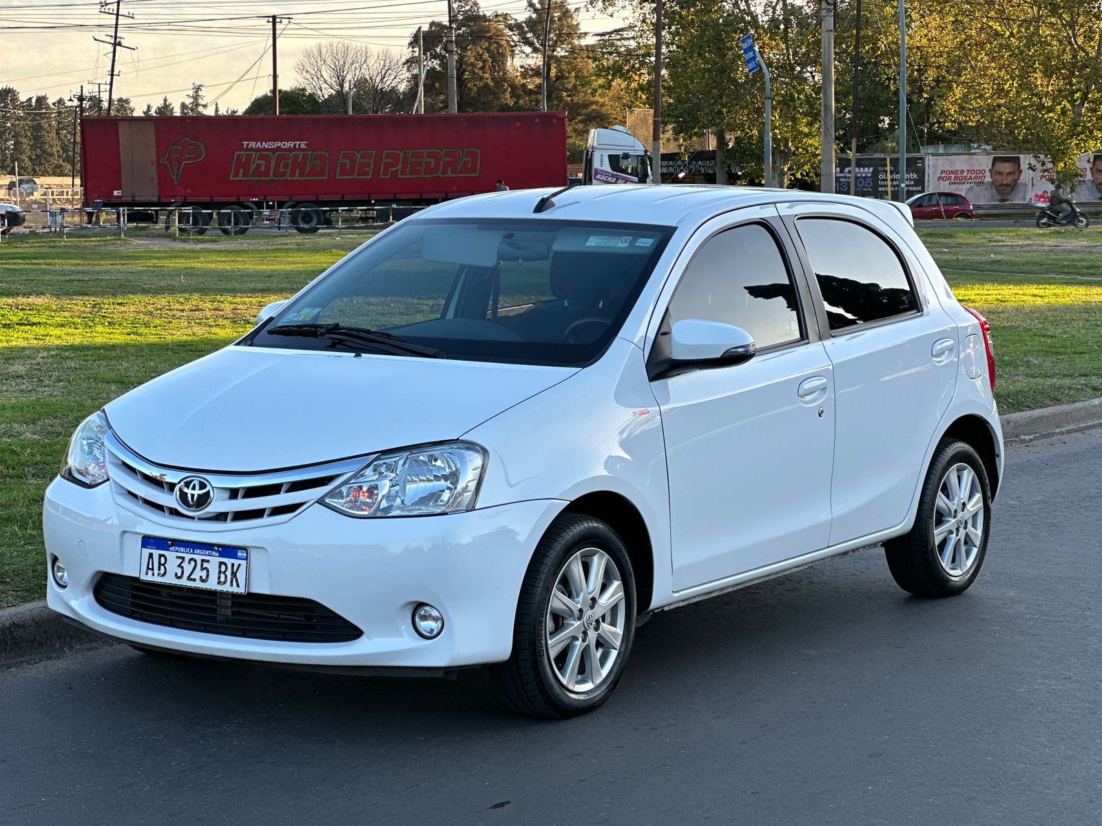 Toyota Etios xls LPF cars - USADOS SELECTOS